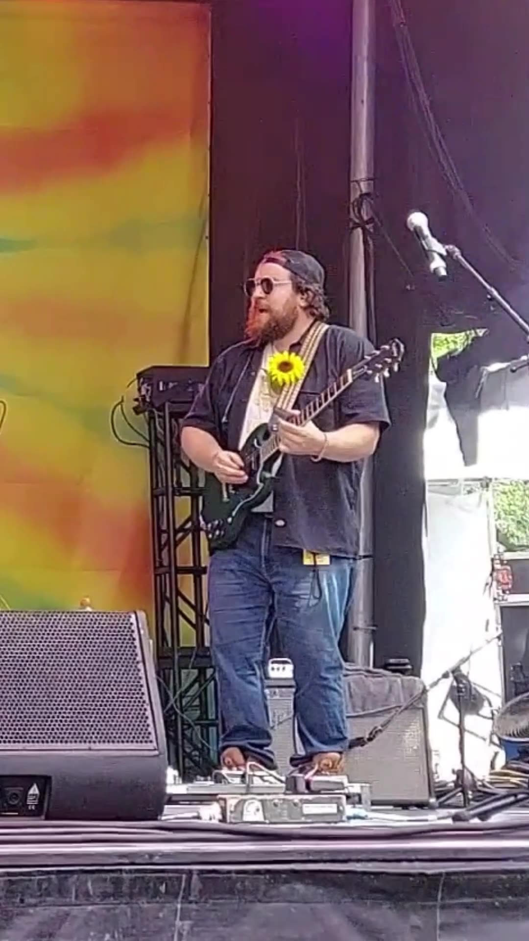 Peter Brazeal (Hedonistas) - LIVE @ 420Fest (Short 2)