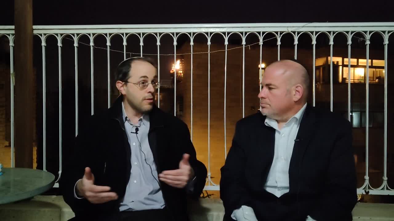 The Ari Louis Show Episode #18: Outsourcing our Brain with R' Chananya ...