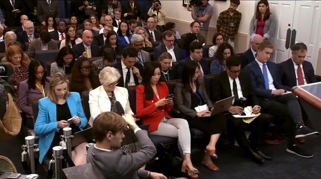 Reporter Confronts Jean-Pierre Over Biden’s Open Border: How Many ...