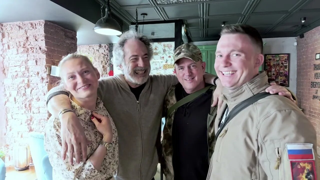 Me, Mike and Masha have quick walk through the Moscow Metro, run into ...