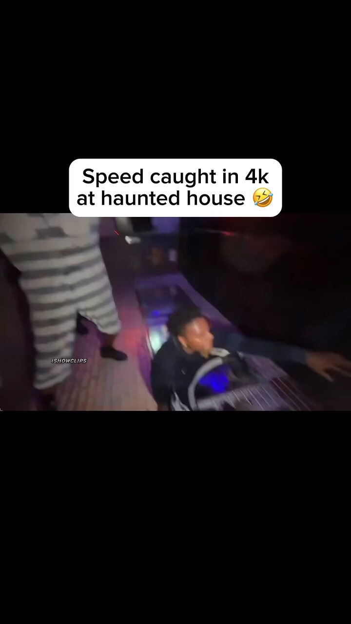 Speed getting fueked by air #ishowspeed #hauntedhouse #caughtin4k #funny