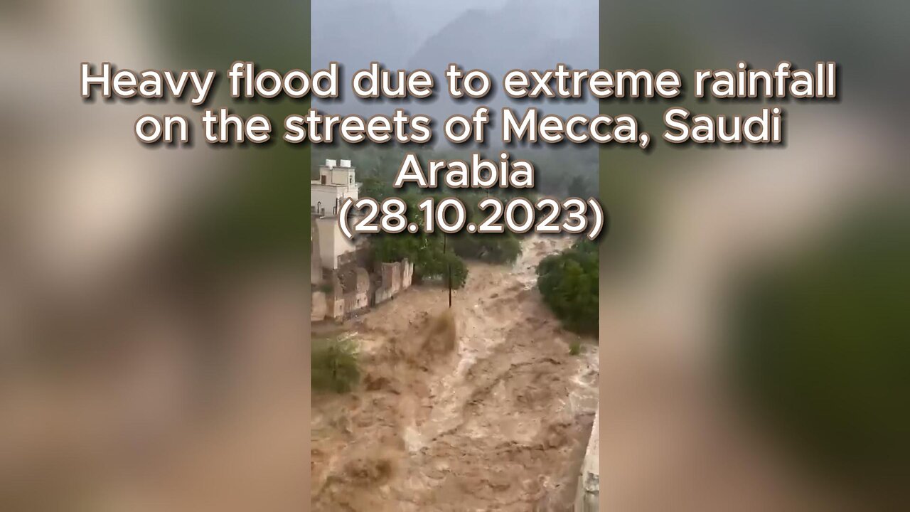 Heavy flood due to extreme rainfall on the streets of Mecca, Saudi ...