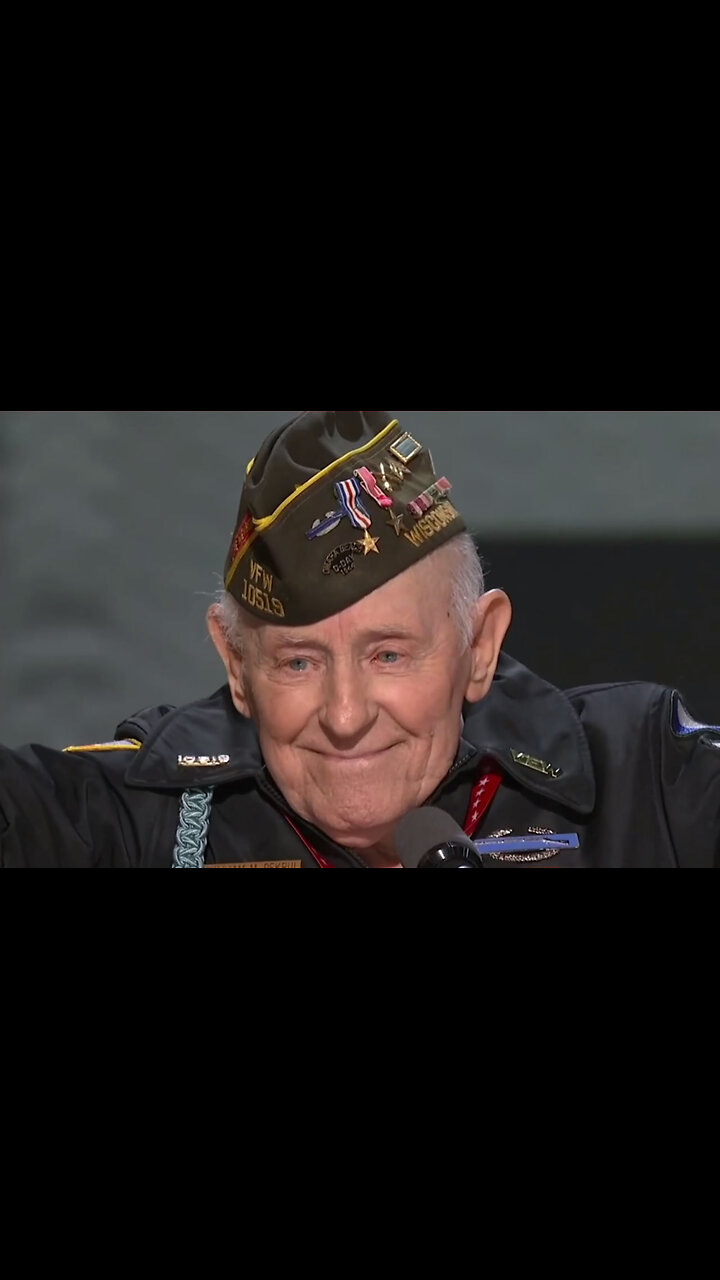 WW2 Veteran Brings Down the House When He Says He Would RE-ENLIST Under ...