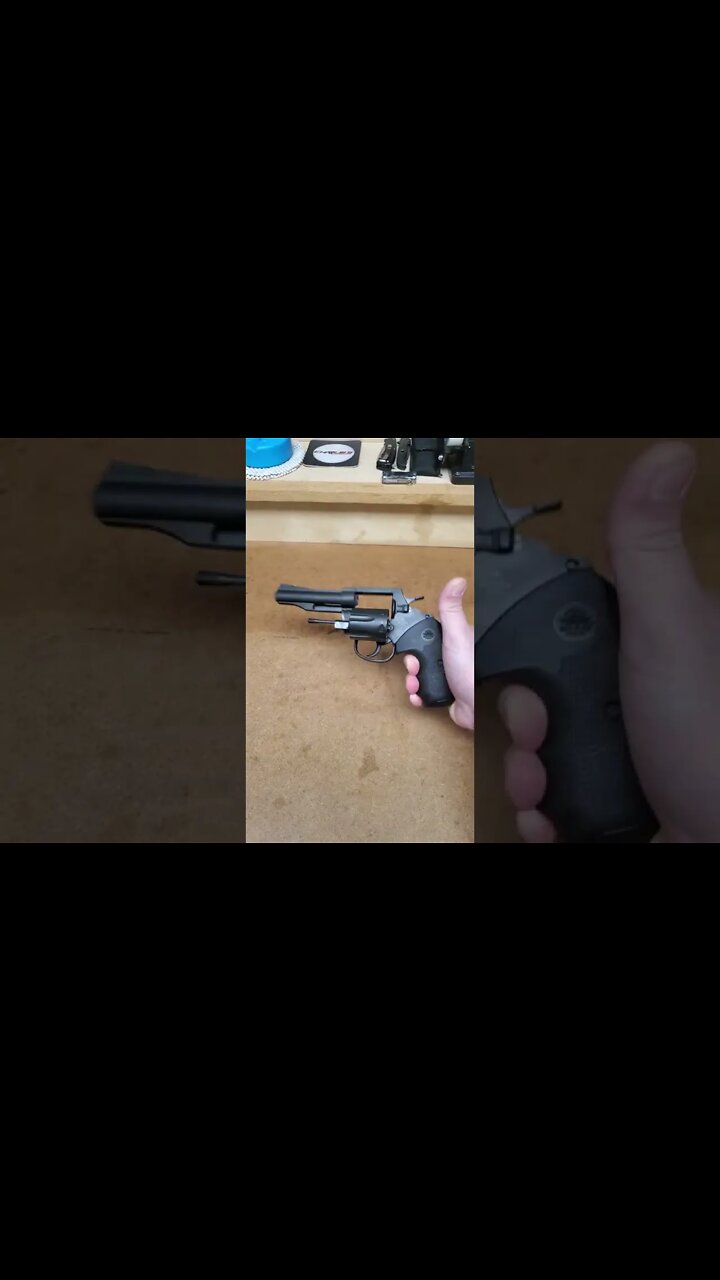 Field Strip: Armscor (Rock Island Armory) M200 Revolver