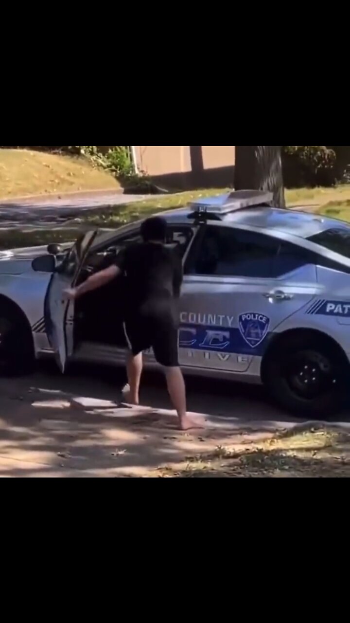 Woman Fails Miserably When She Tries To Steal A Cop Car