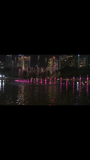 KLCC park night light show for kids