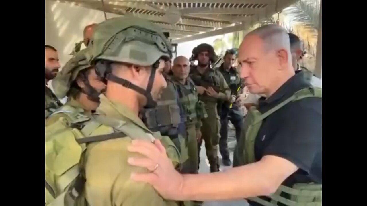 Netanyahu Visits IDF Soldiers Near Gaza