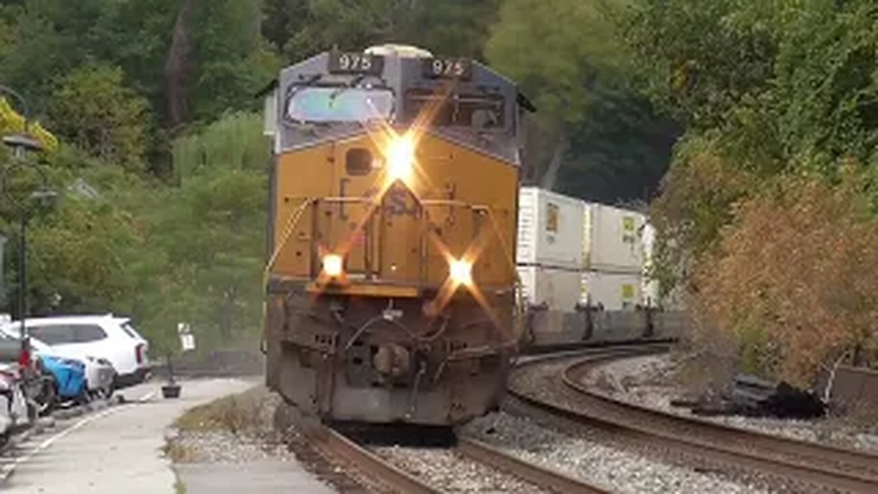 CSX M415 Manifest Mixed Freight Train from Harpers Ferry, West Virginia ...