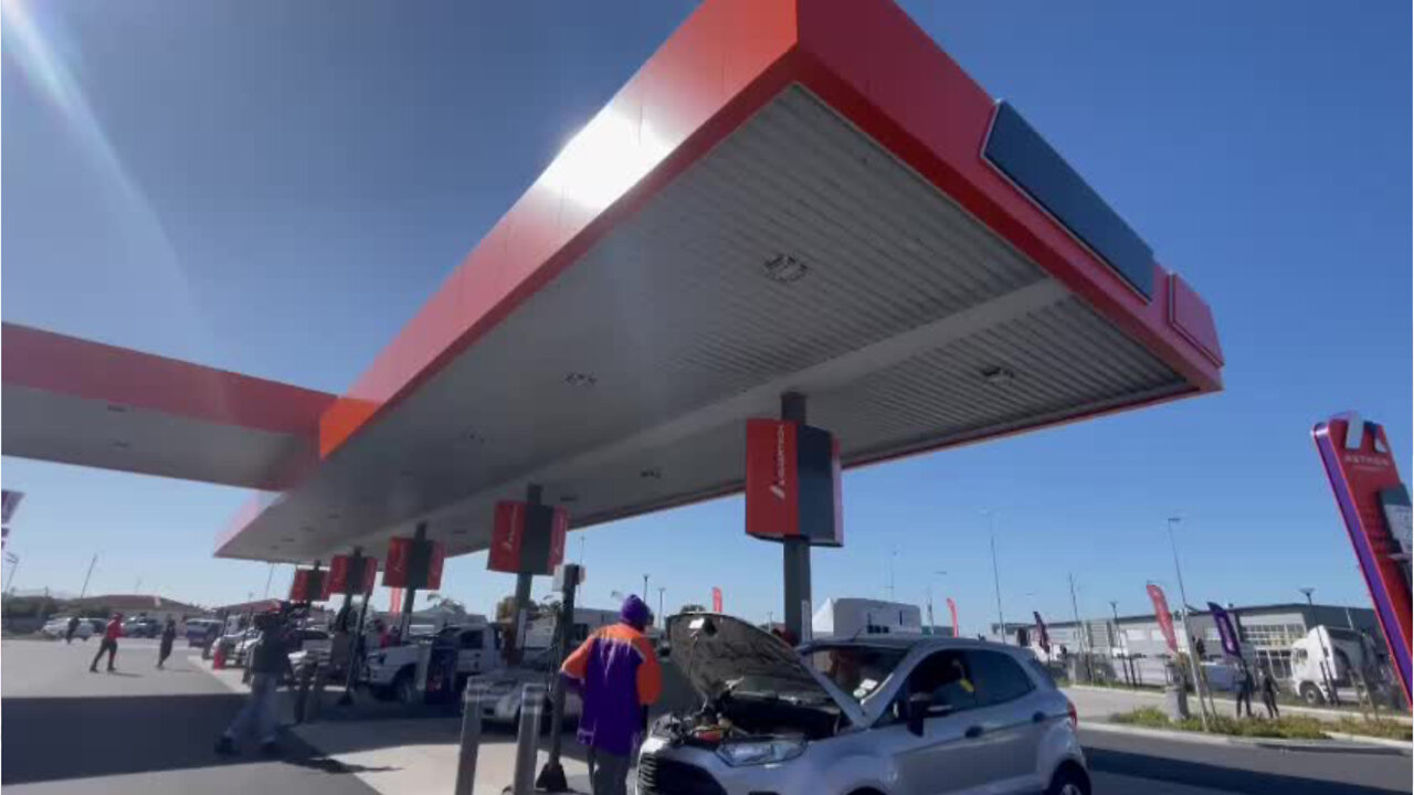 Astron Energy rolls out its new look for over 800 service stations ...