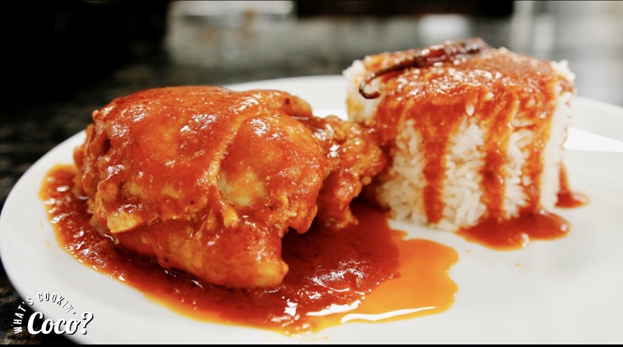 Momma's Famous Red Chicken | Pollo en Salsa Roja