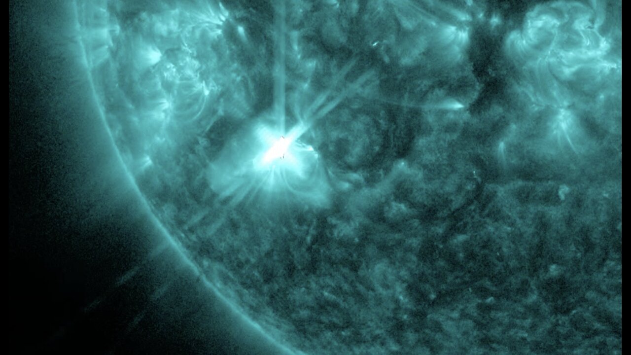 Earth's Core Slowing Down, Dangerous Sunspot Starts Flaring | S0 News ... Earth's Core Slowing Down, Dangerous Sunspot Starts Flaring | S0 News ...