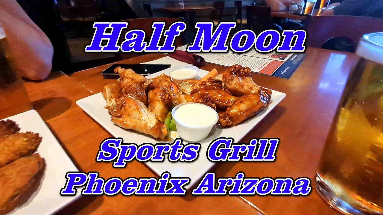 Half Moon Sports Grill Phoenix, Arizona