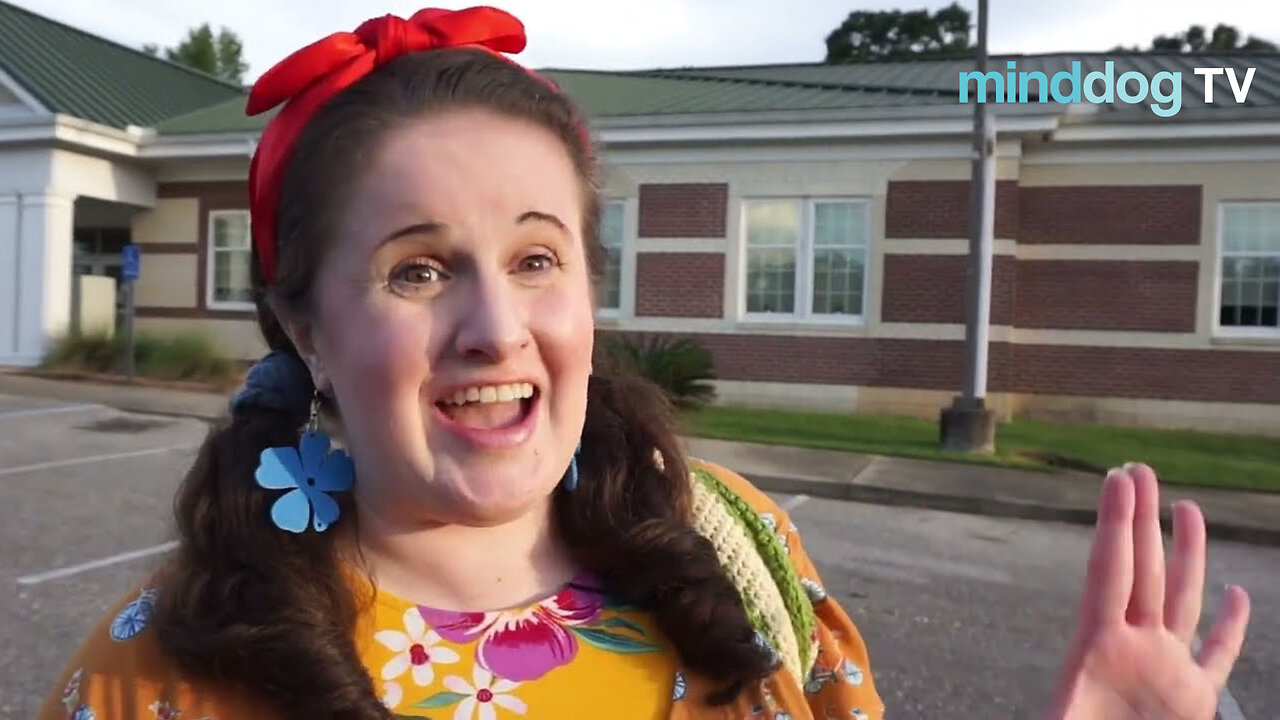 Megan Claire Murphy - The Aunt Nae Nae Show