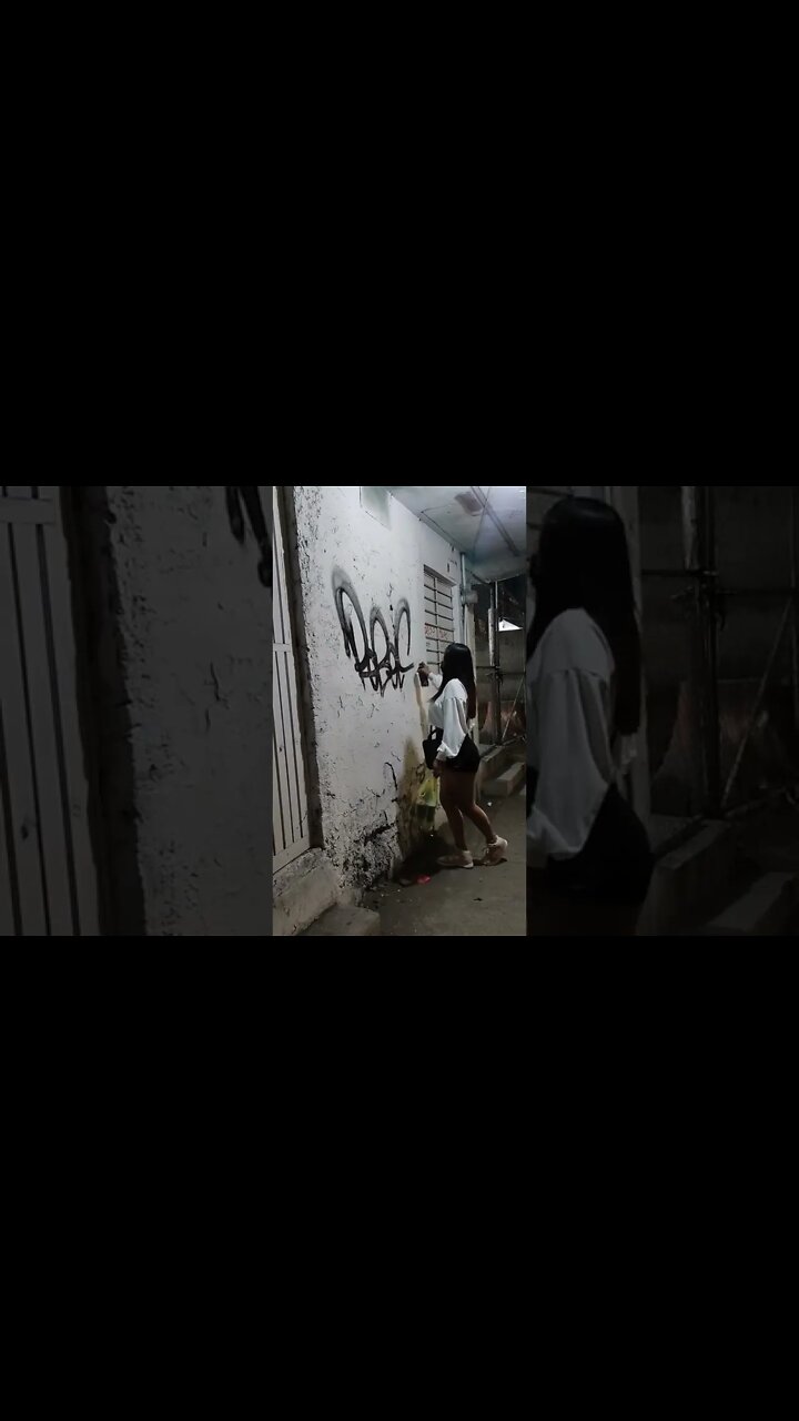 Graffiti Girl Tagging With Style 👀 Graffiti Shorts Graffititagging