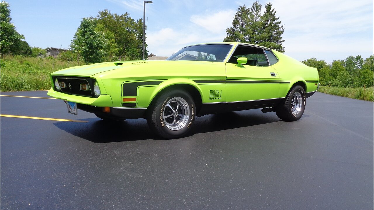 1971 Ford Mustang Mach 1 351 Ram Air in Grabber Green & Ride on My Car ...