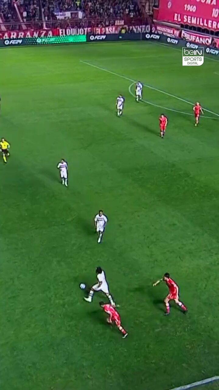 Marcelo accidentally broke his rival leg, leaving him to a straight red ...