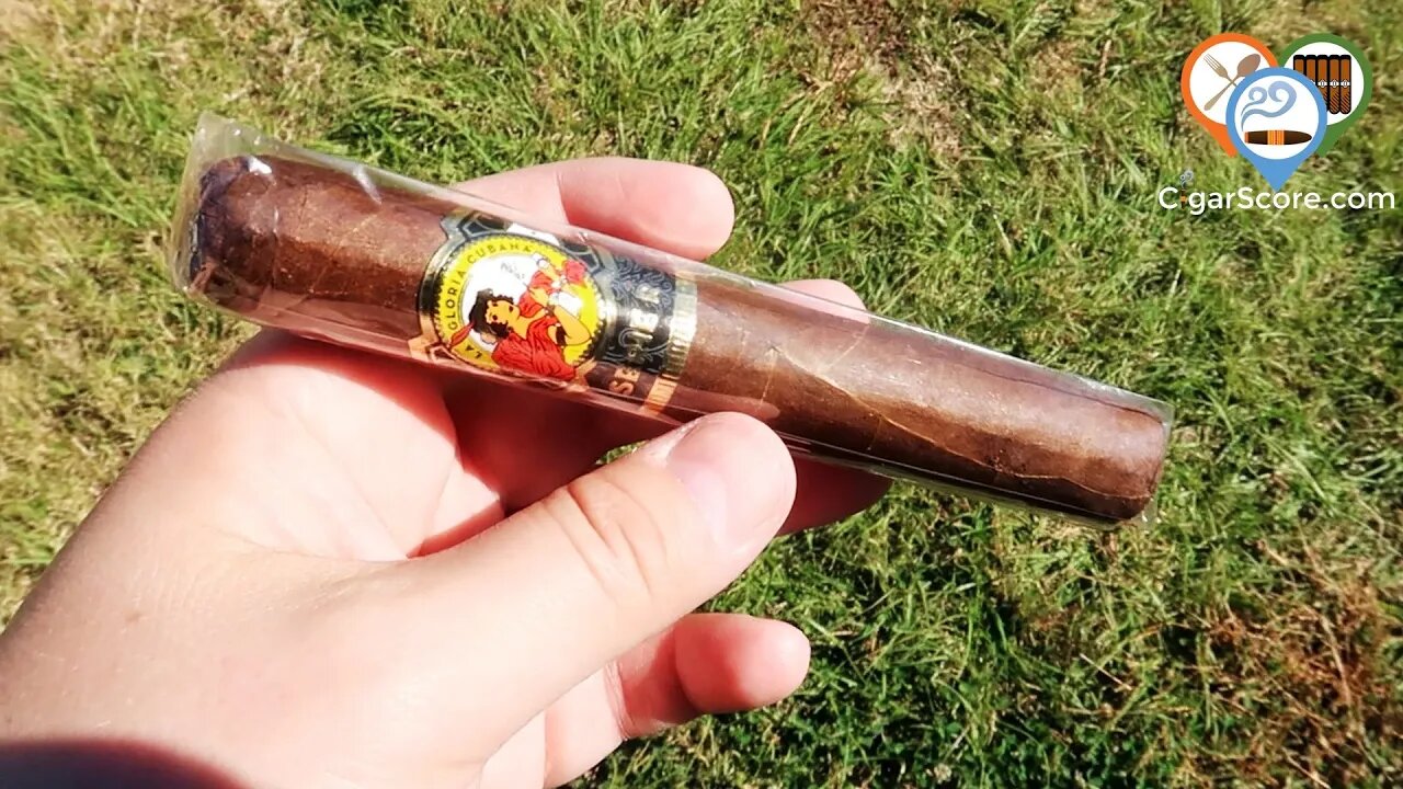 A CLASSIC Cigar w/ a STORY! The La Gloria Cubana SERIE R #5 Natural ...
