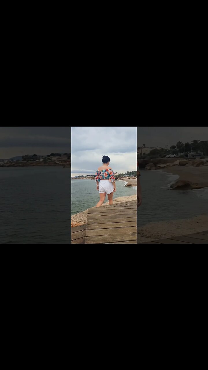 My go-to spring and summer travel outfit inspiration and lookbook