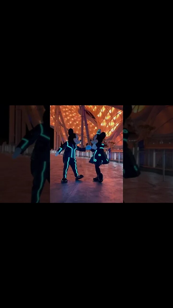 Disney's beloved duo step into the future with stunning new TRON ...