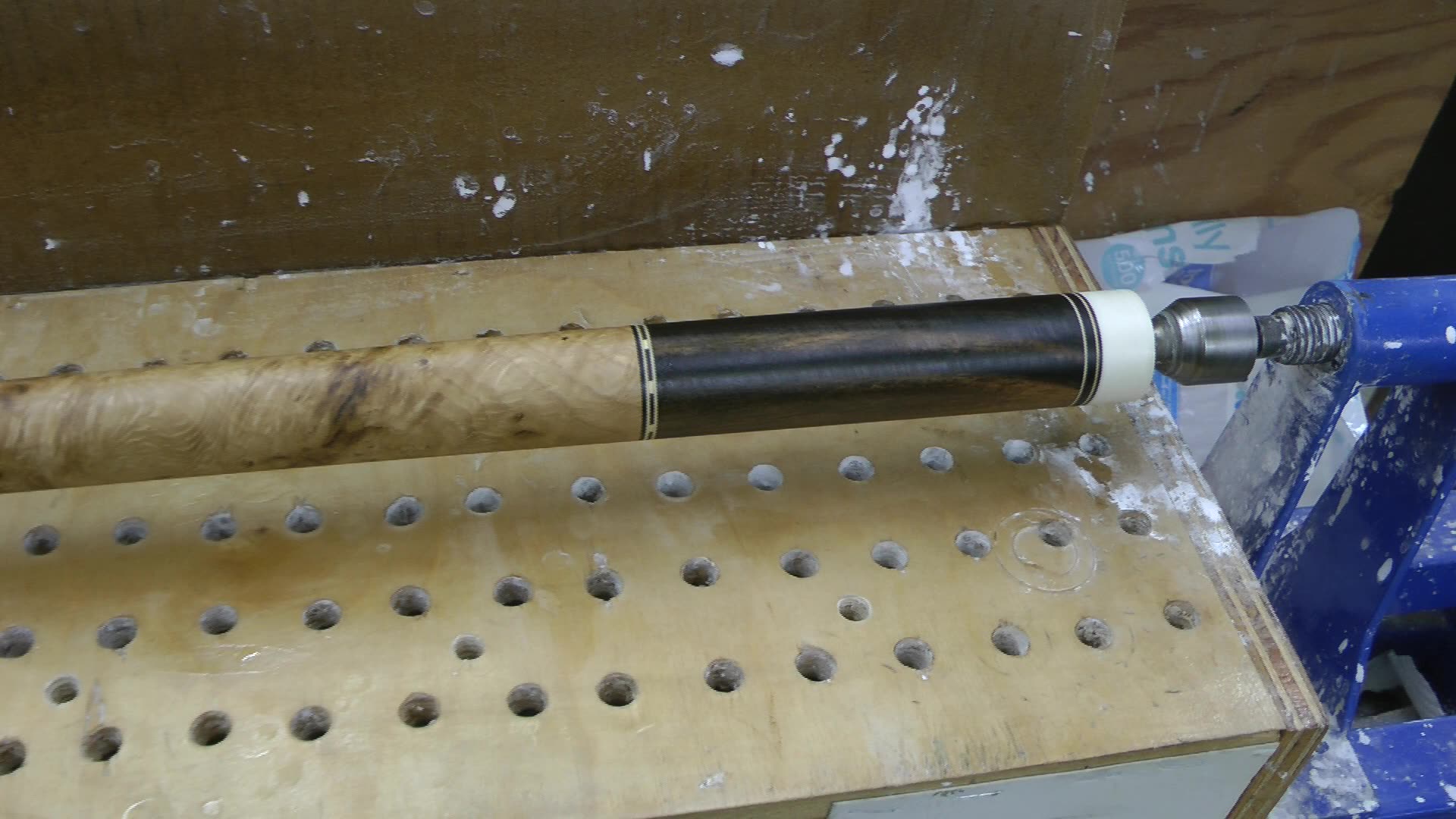 Sealing burl woods for pool cue building