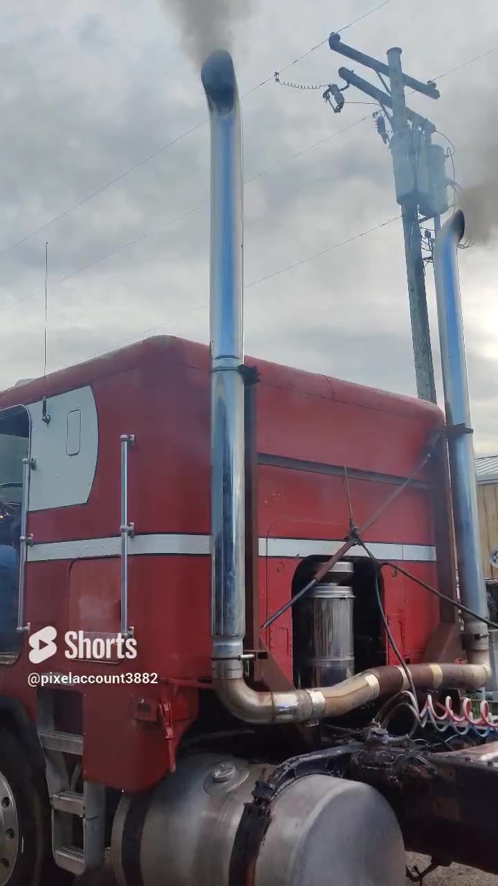 1981 Freightliner Cab Over Big Cam Cummins Cold Start