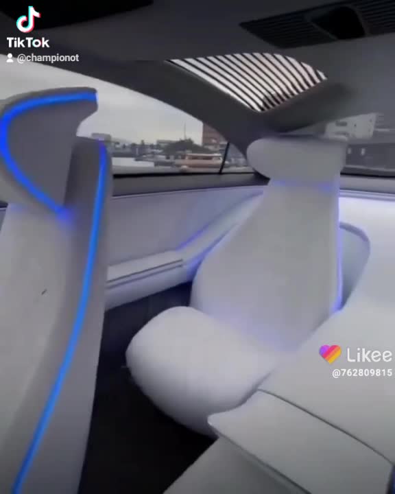 Super Model 2021 Luxury Car