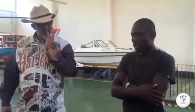 African inventor from Zimbabwe invents a self powered television