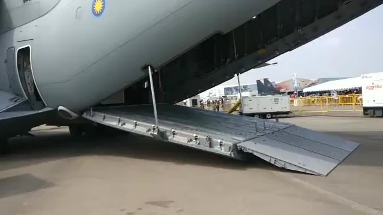 Rear ramp opening on the Royal Malaysian Air Force (RMAF)-Airbus A400M ...