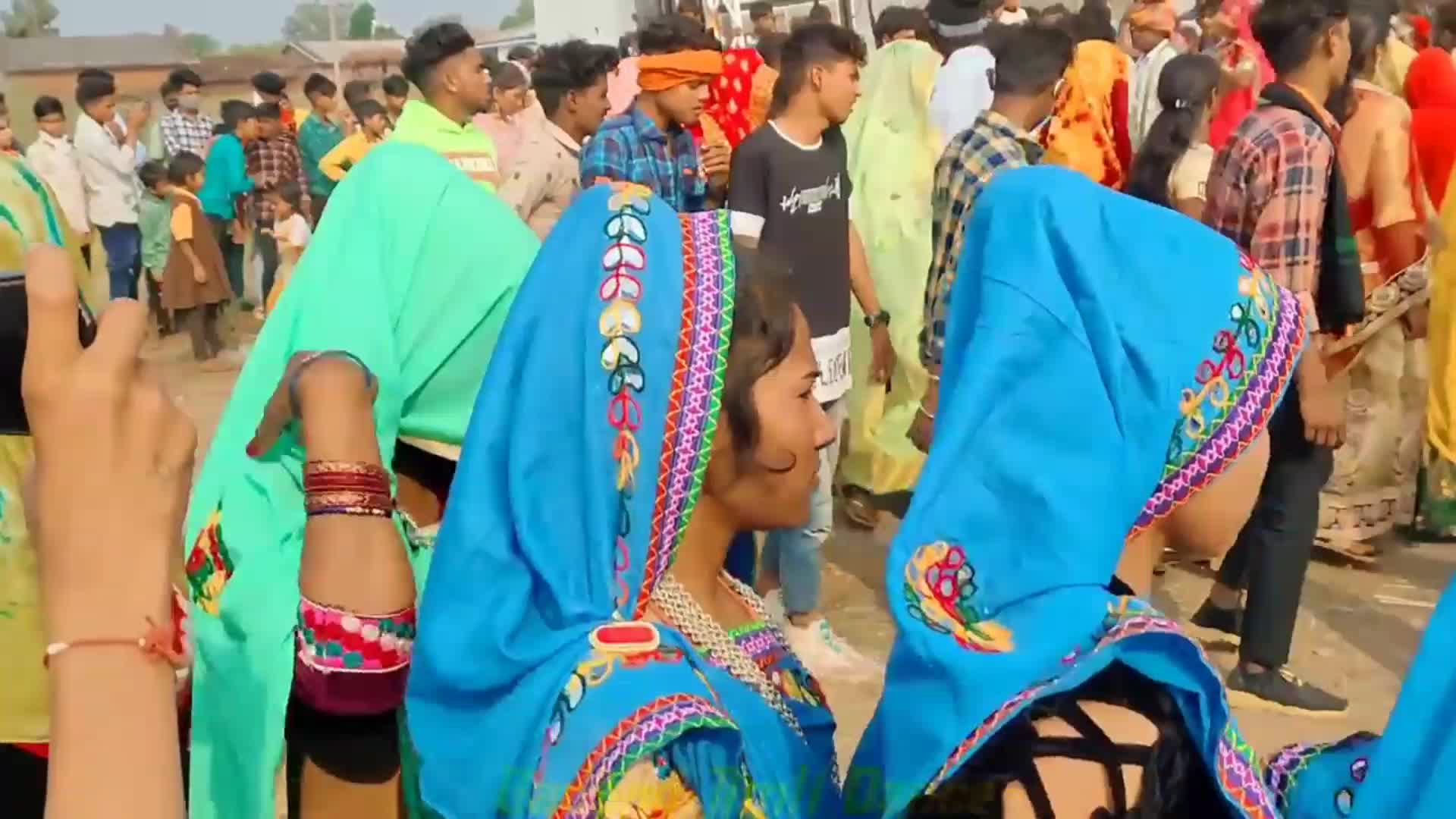 Gujarati timli dance
