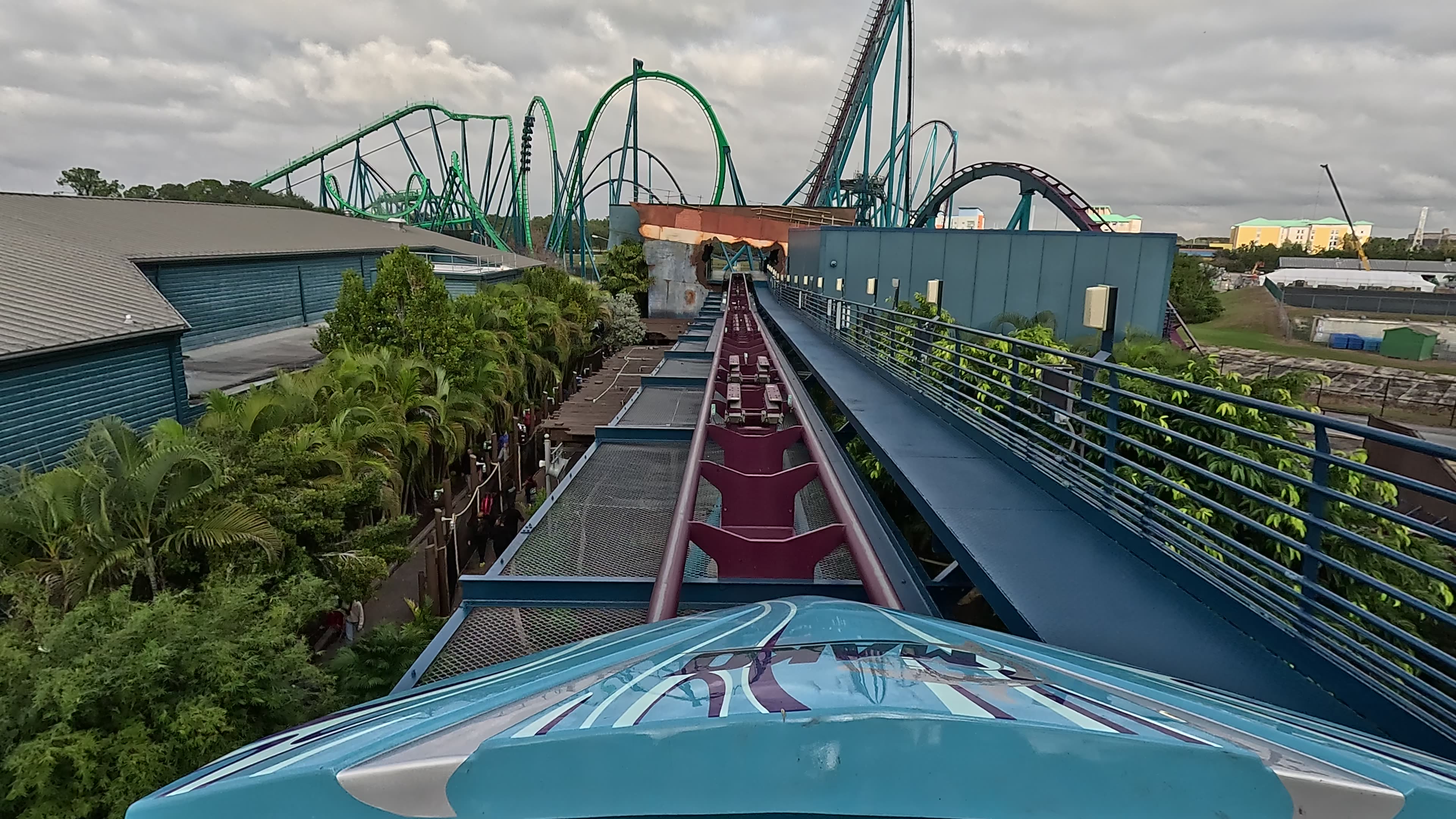 Riding Mako Roller Coaster, Front Row, SeaWorld Orlando, GoPro Hero 12 ...