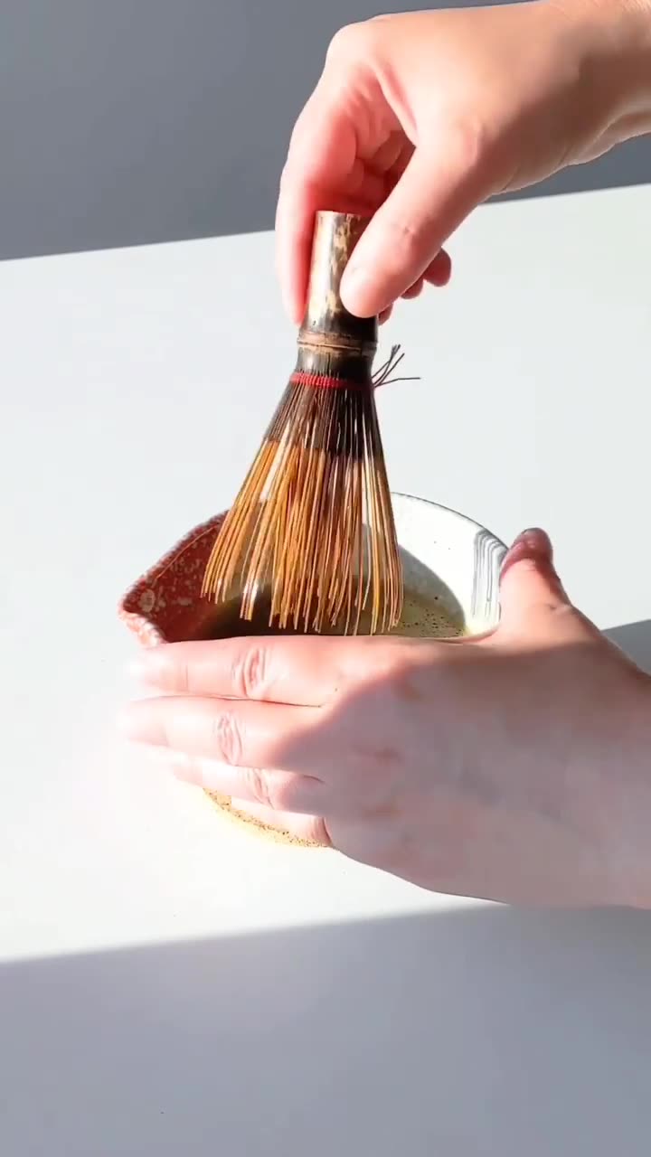 Iced Hojicha Latte with Condensed Milk ☕