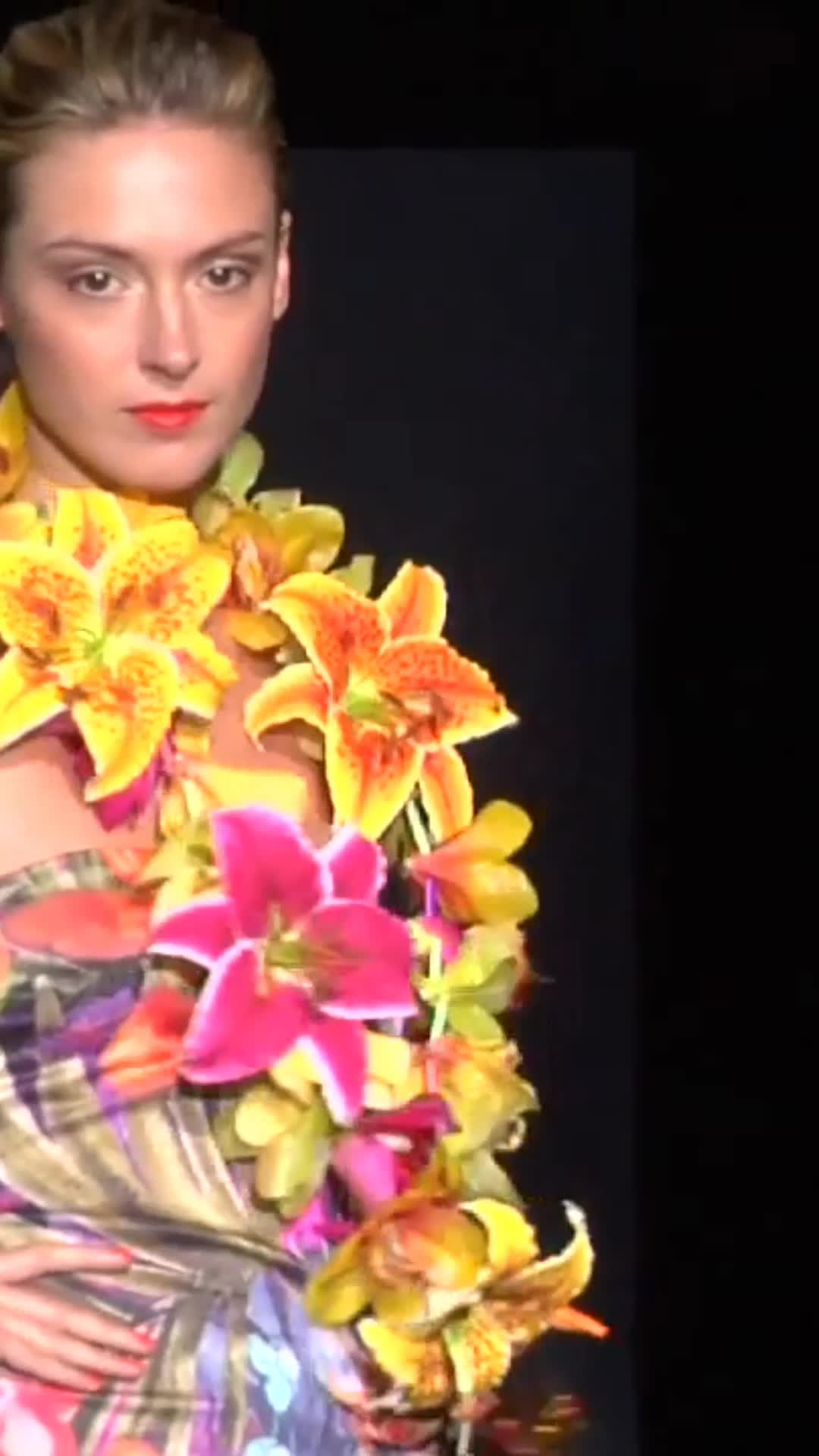 Cloth style show