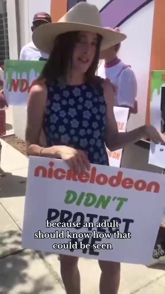 Former Child Actress Alexa Nikolas Out Blowing The Whistle On Nickelodeon