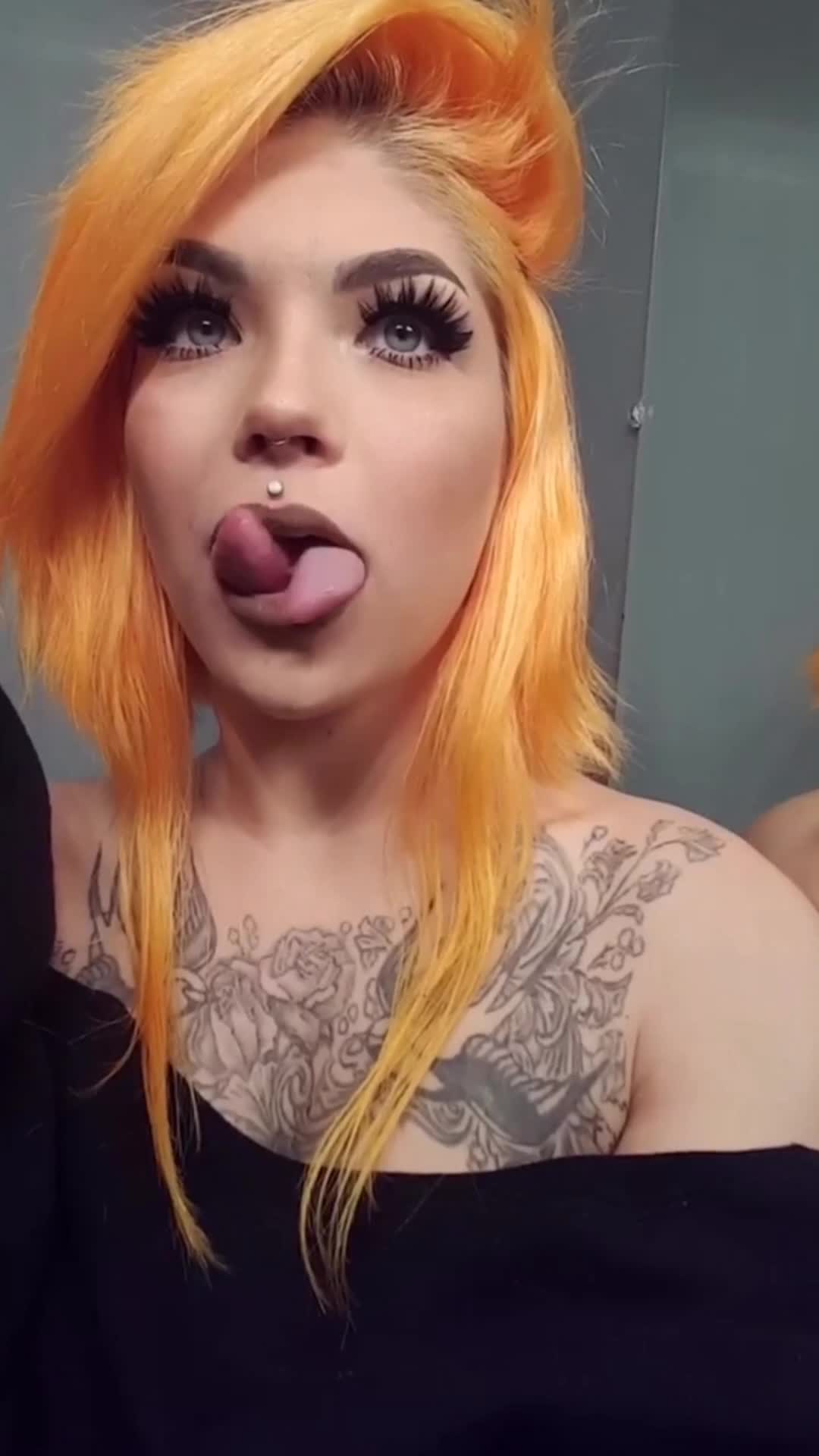 Girl Performs Various Tricks With Her Split Tongue