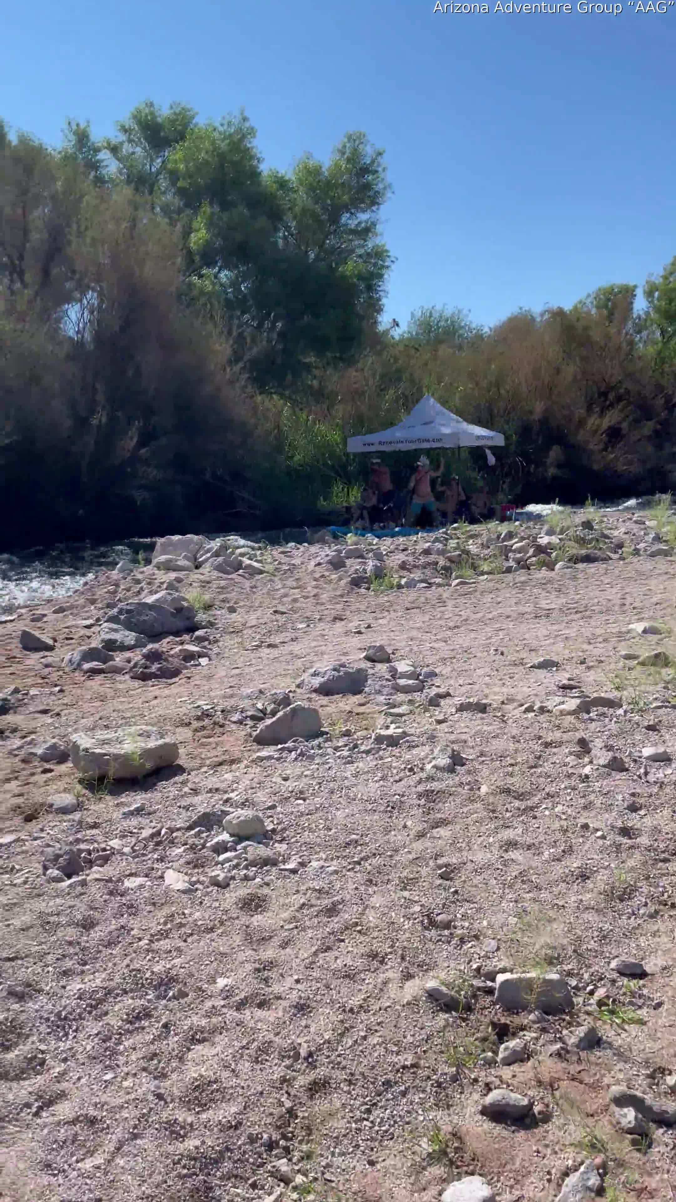 Canopy Gets Ripped off Raft Floating Down the Salt River