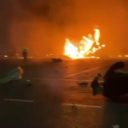 UAE explosion today!! Dubai Managed to stop fire after 30 min