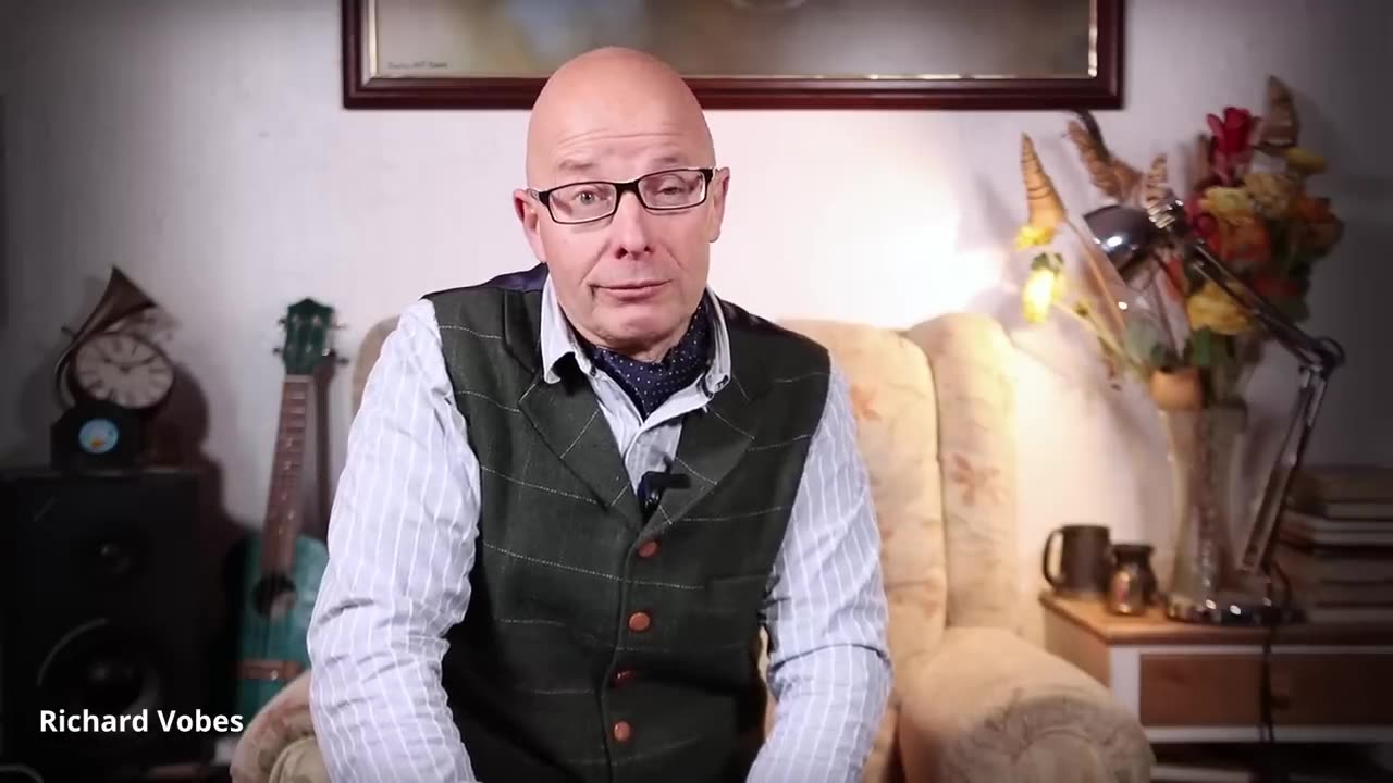 Richard Vobes - Am I Dead Yet!? Another Satirical Look at the Fiction ...