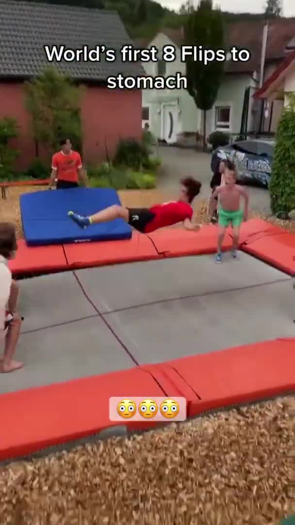 World record 8 flips in the air 💪💪💪💪💪💪💪🏆🏆