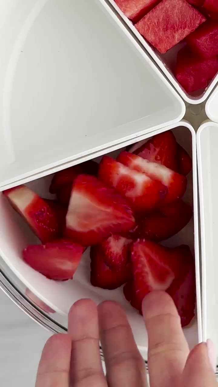 Summer Snack Box #snacks #fruit #Summer #fooddolls