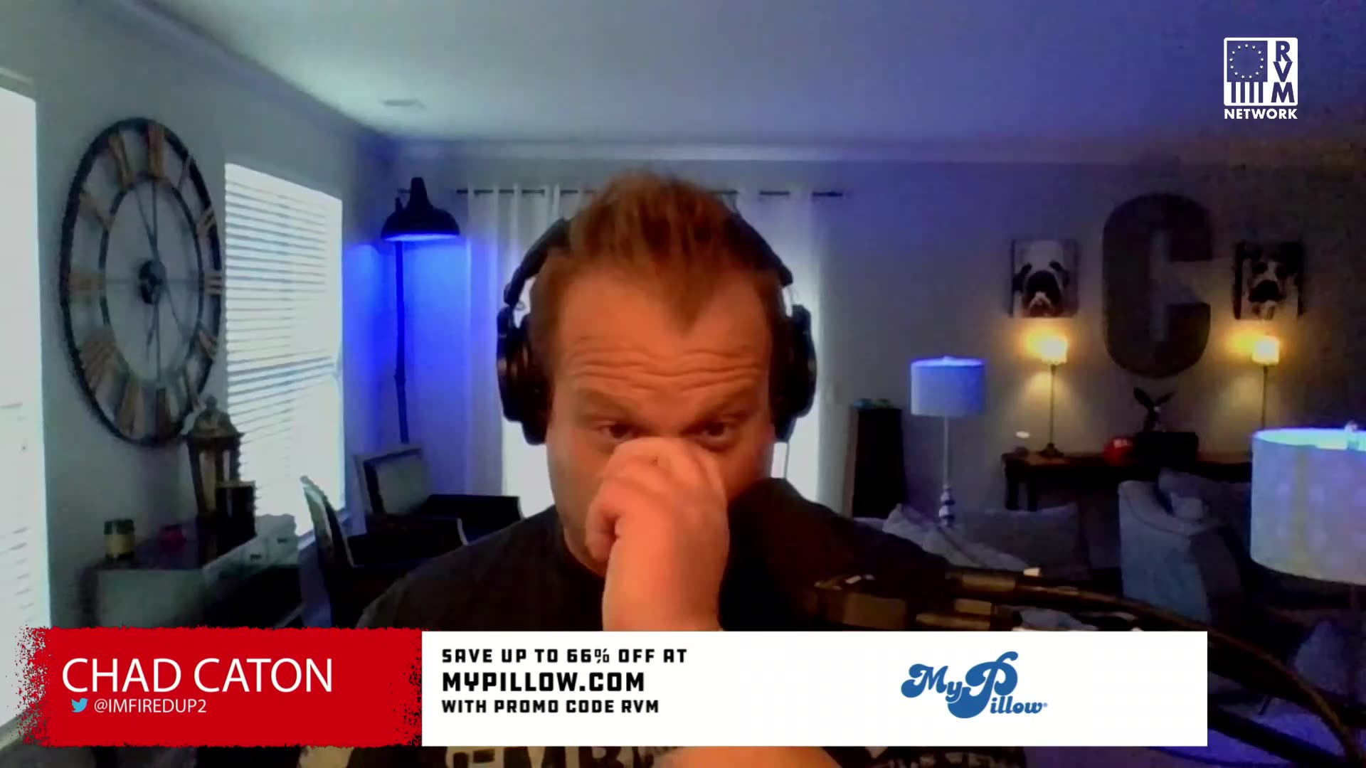 Asian Lady Eating Something Strange Has Chad Caton Appear To Throw Up ...