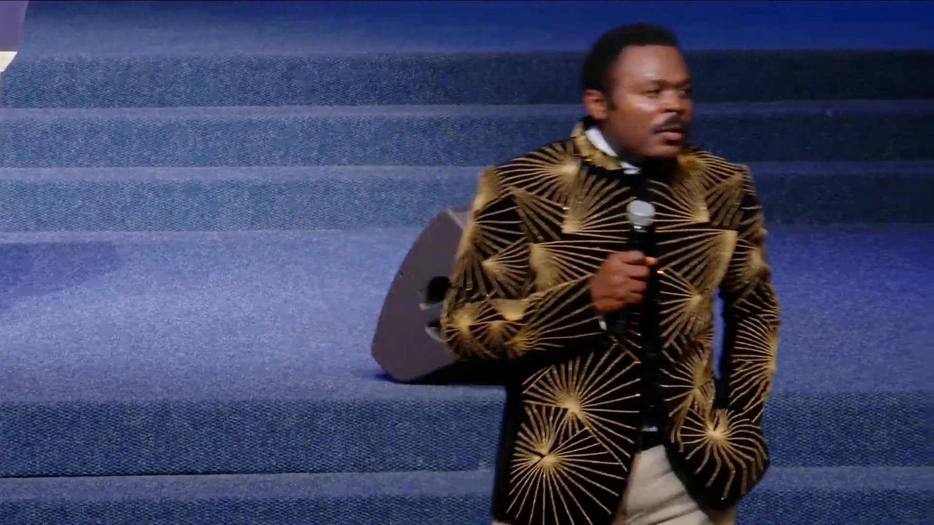 "Floating Pillar Discovered at Lepakshi Temple?"