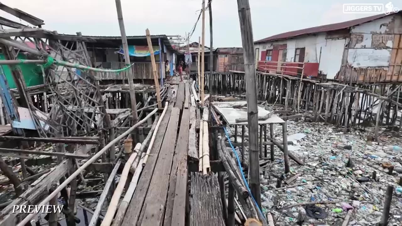 Poverty in the Philippines Is Unlike Anything You've Ever Seen [4K]