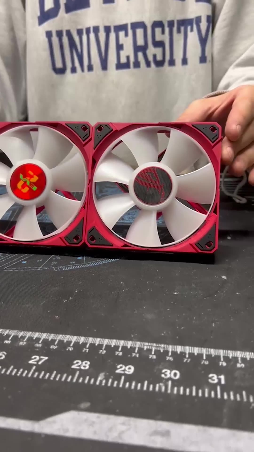 Unboxing the new ASUS ROG Eva2 edition of the Ryujin III.