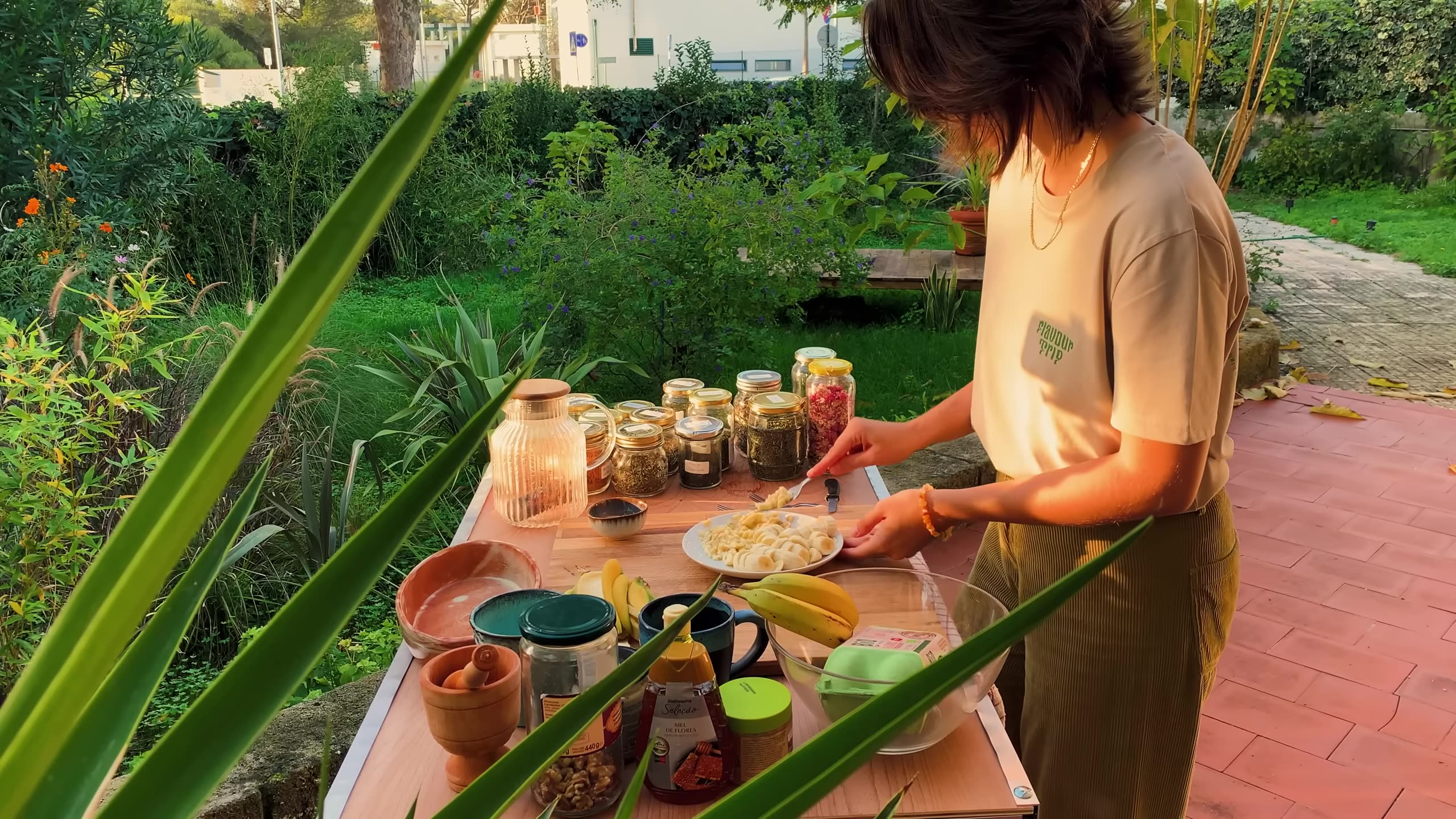 Chillout Deep House Music Mix - Cozy Living Room Set Relaxing Lounge ...