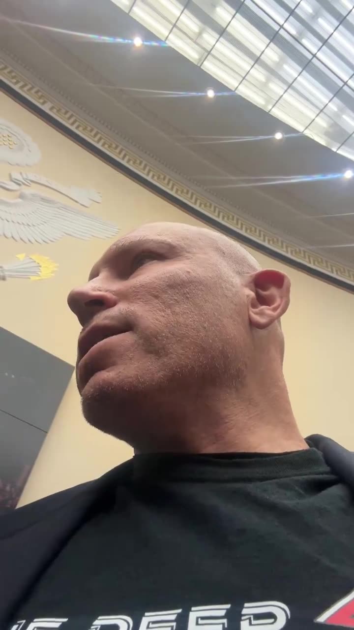 Ivan Raiklin chats with Zoe Chace of This American Life