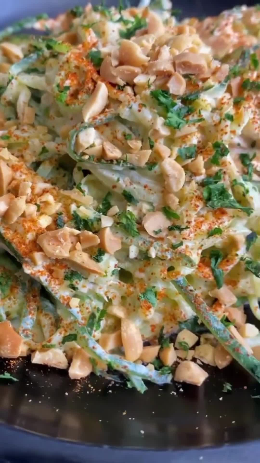 Keto Friendly Chicken Siracha Vegetable Salad