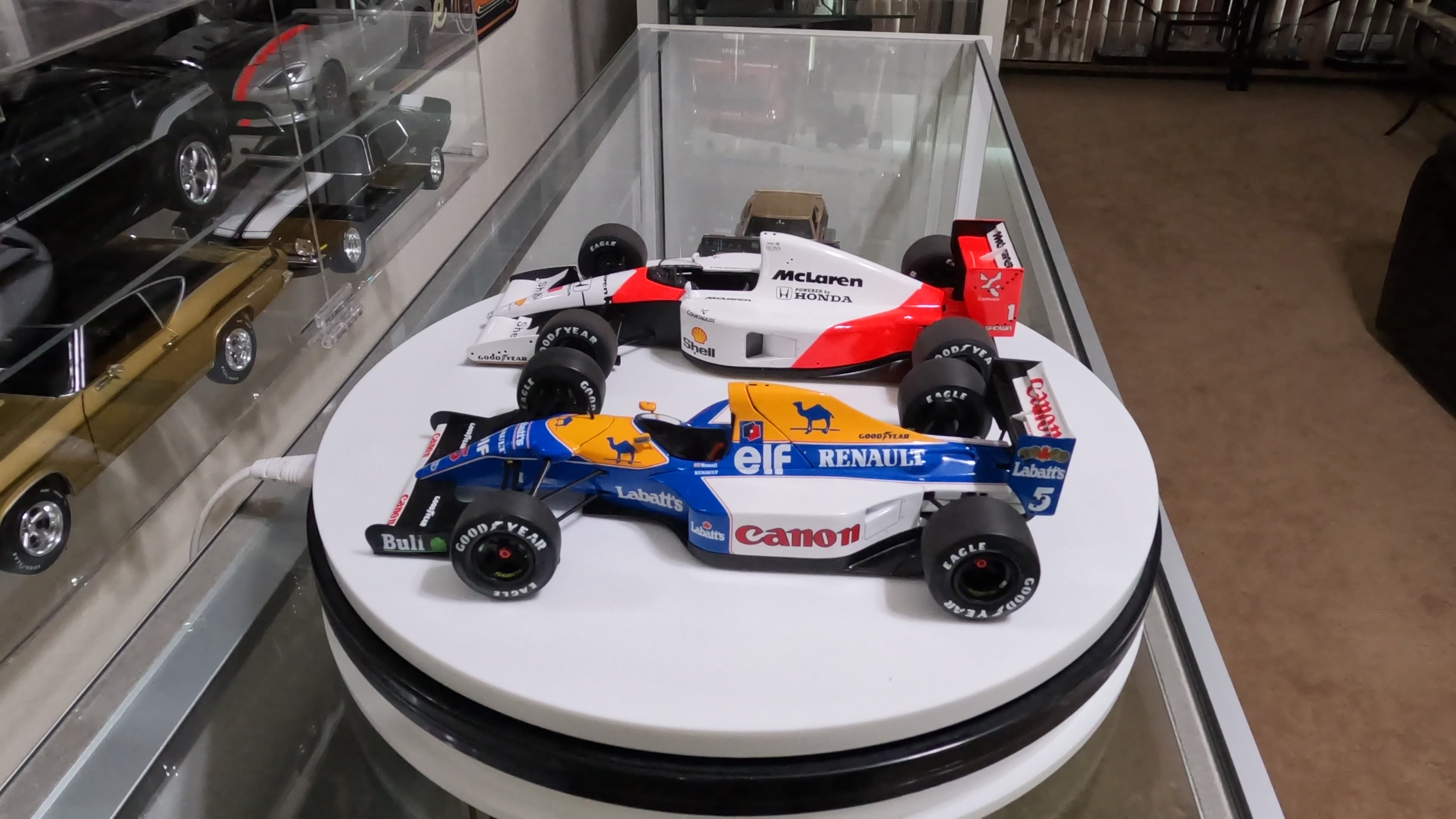 1991 McLaren MP4/6 by AUTOart & 1992 William FW14B by Exoto