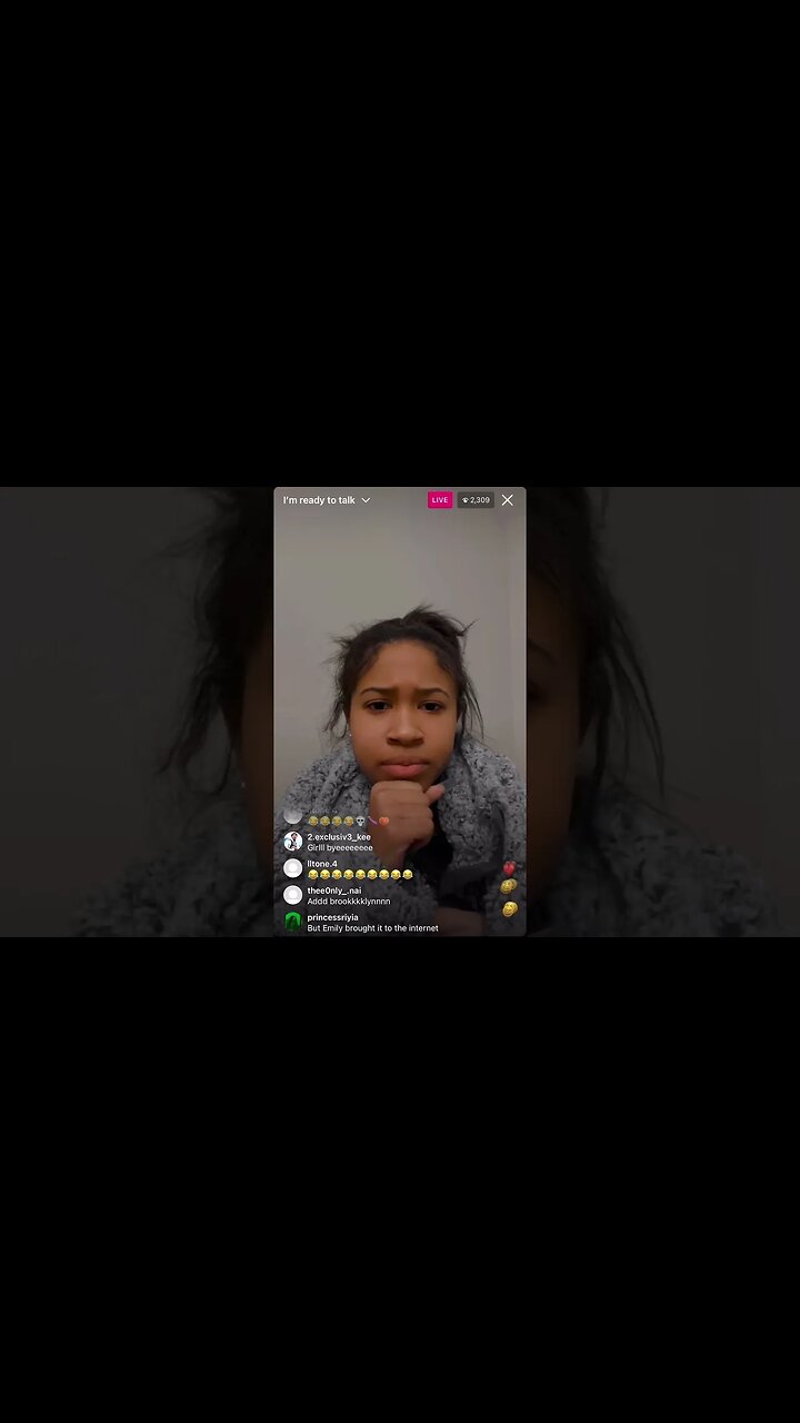 YANNI MONETT IG LIVE: Yanni Goes Off On A Rant At Emily Ears Over Beef ...