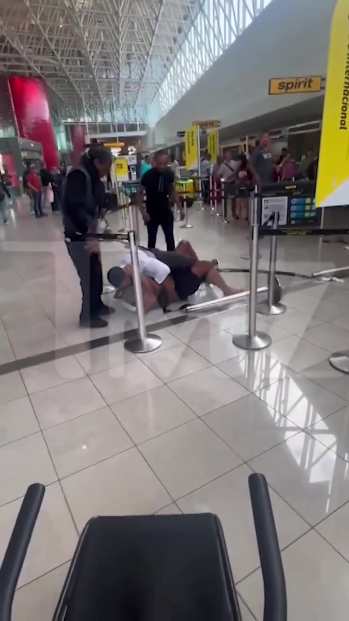 Four workers at BWI suspended following reported fight at Spirit ...