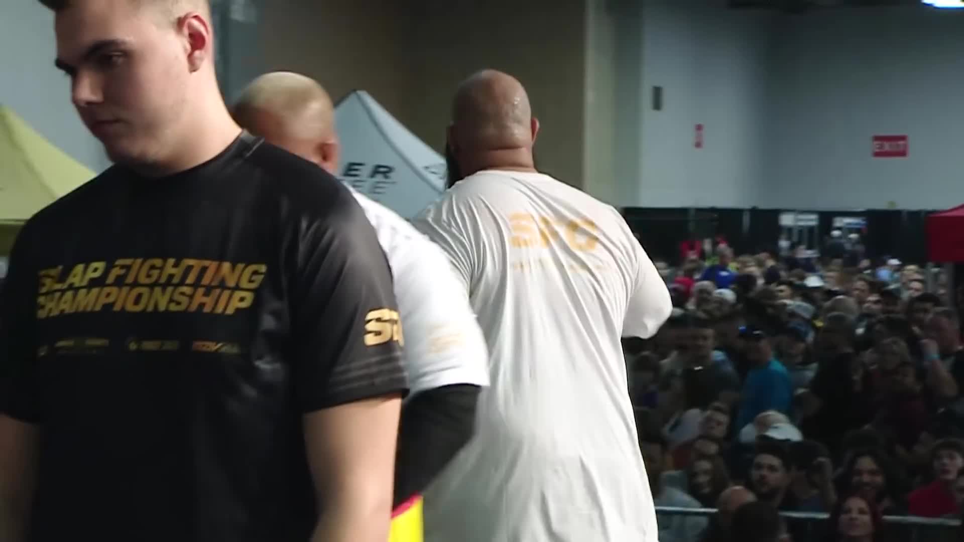 Craziest Slap Fight EVER! Zales vs. Da Crazy Hawaiian | Slap Fighting ...